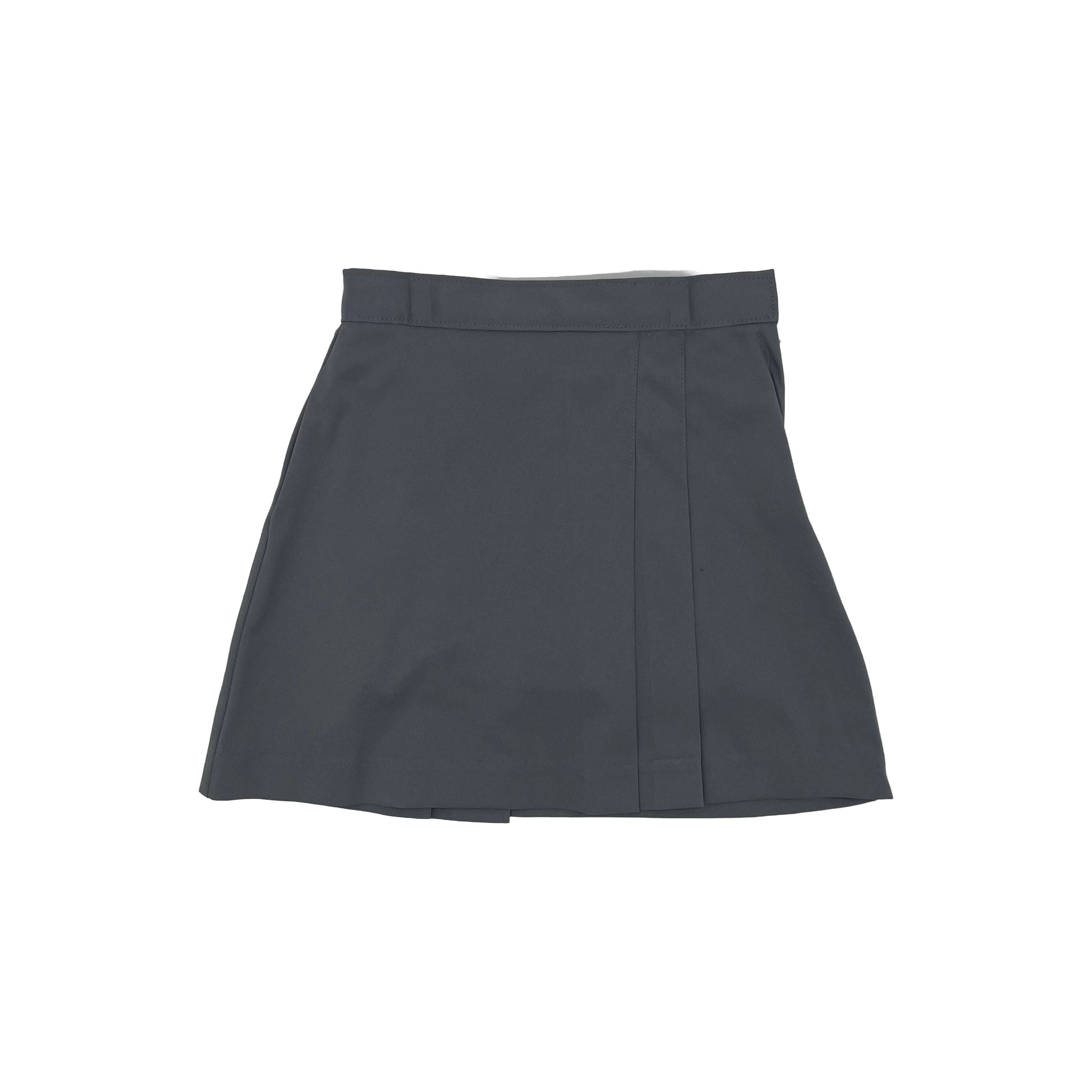Girls Dry Fit Black and Grey Skort – Max & Alice School Uniforms